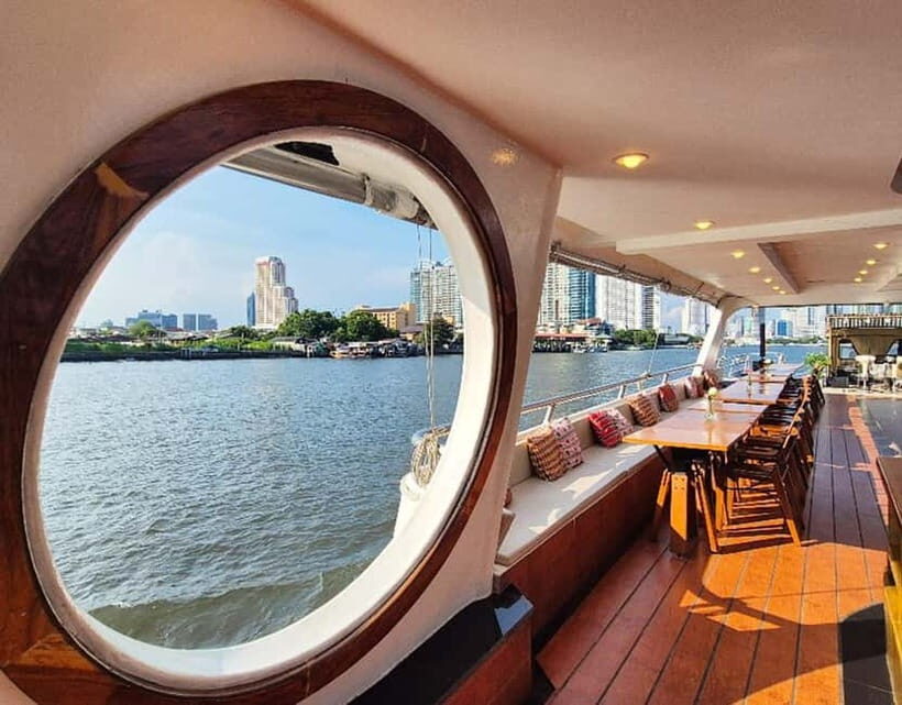 Bangkok: New Horizon Dinner Cruise with Buffet & Beer - A Close Look at the Bangkok New Horizon Dinner Cruise