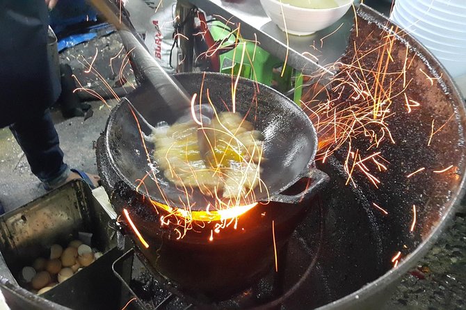 Bangkok Night Food and City Tour by Tuk Tuk - Authenticity and Value