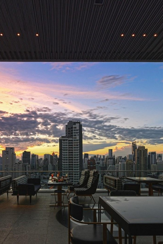 Bangkok: Nimitr Rooftop by 137 Pillars - The Menu: A Fusion of Flavors and Artful Presentation