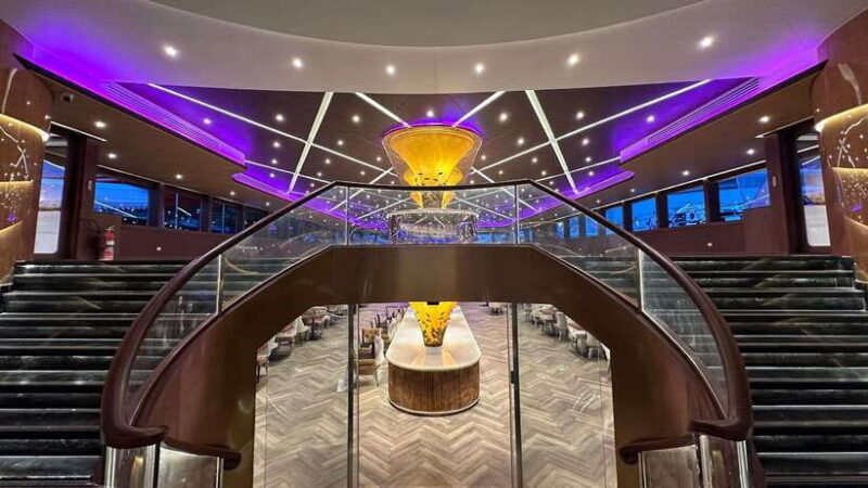 Bangkok: Opulence Luxury Dinner Cruise with Hotel Transfer - The Food and Drink Experience