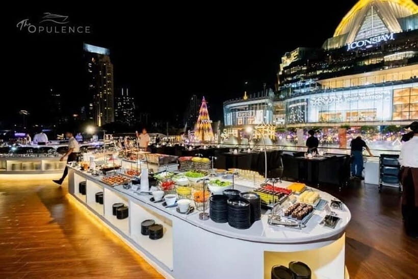 Bangkok: Opulence Luxury River Dinner Cruise - Entertainment and Atmosphere
