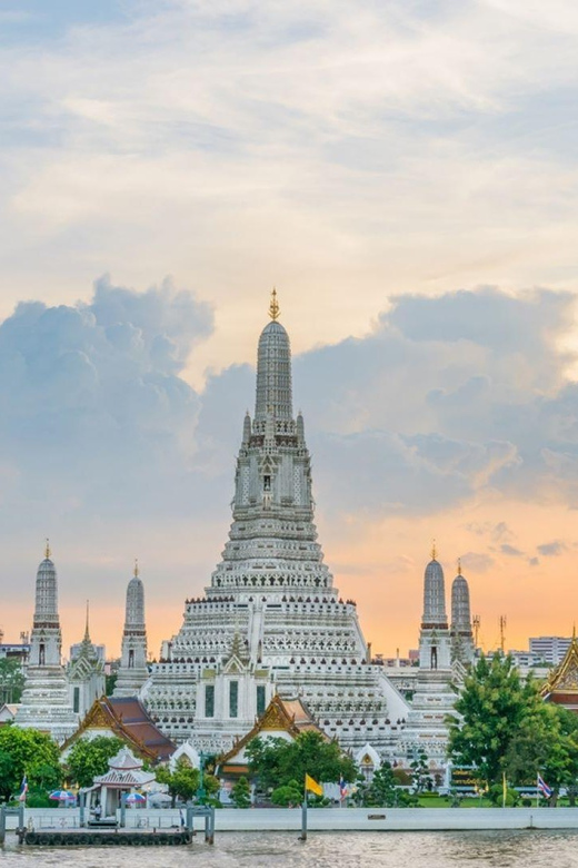 Bangkok: Private Temple City Grand Palace, Wat Pho, Wat Arun - FAQs