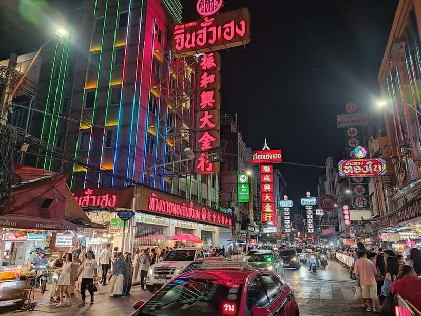 Bangkok: Private Tour with a Local Guide - Key Points
