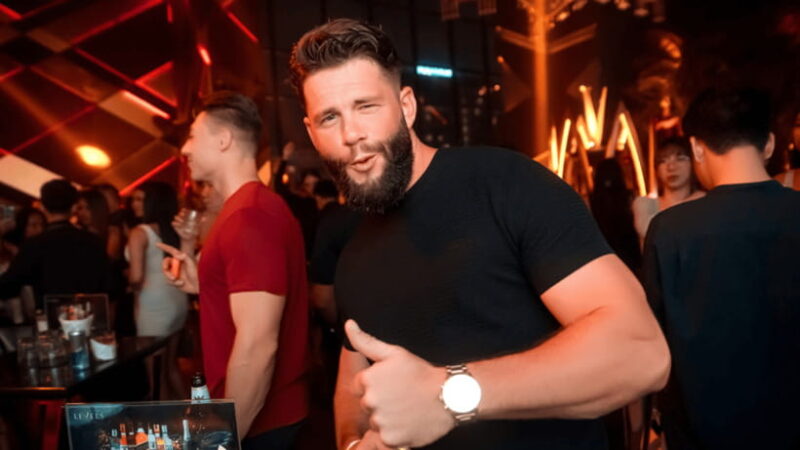 Bangkok: Pub Crawl - Insights from Reviews