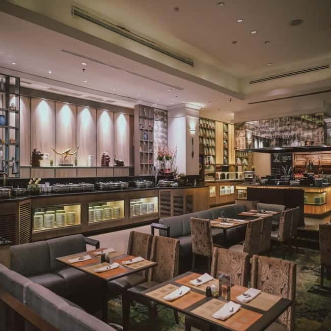 Bangkok: Public All Day Dining Grand Mercure Bangkok Atrium - Discovering the Culinary Experience at Public All Day Dining