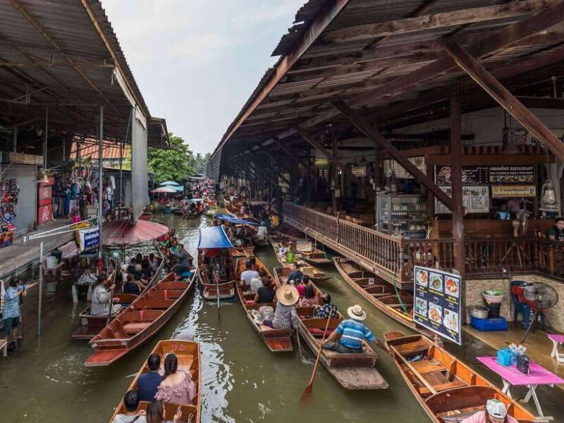Bangkok: Railway and Floating Market Tour with Dragon Temple - The Experience: What You Can Expect