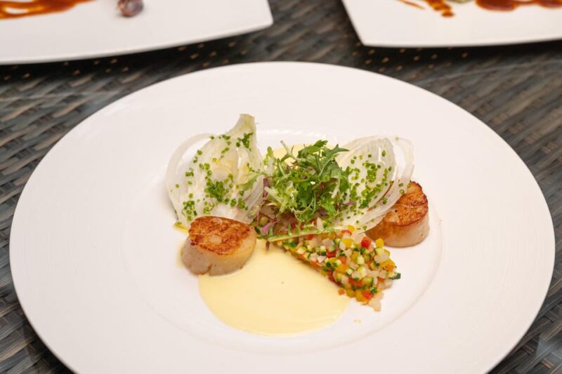 Bangkok: Red Sky Rooftop & Bar 56th Floor - Key Points