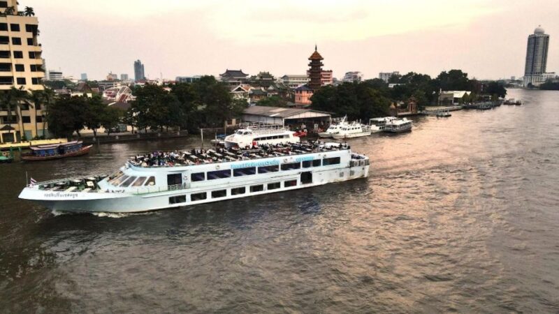 Bangkok: Royal Princess Chao Phraya Dinner Cruise - Key Points