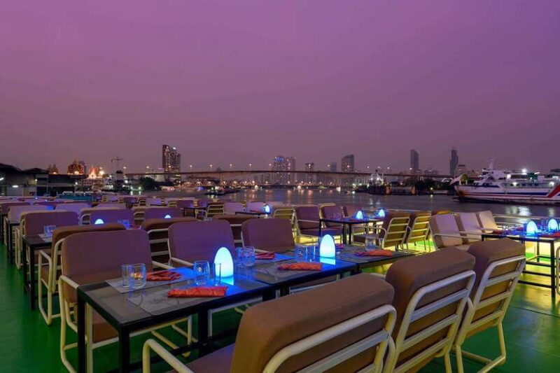 Bangkok: Royal Princess Chao Phraya River Cruise - What to Expect at Each Landmark