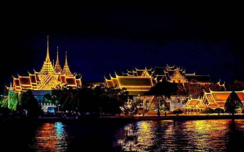 Bangkok: Royal Princess Chao Phraya River Cruise - Food, Drinks, and Entertainment