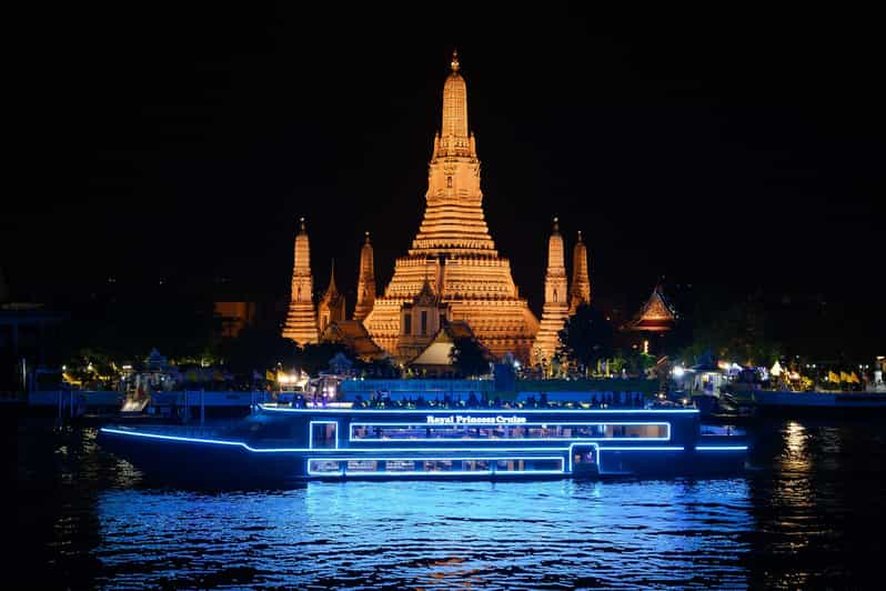 Bangkok: Royal Princess River Dinner Cruise with Live Music - The Overall Experience