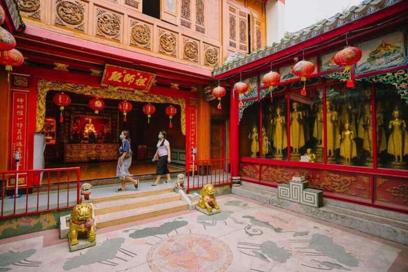 Bangkok: Sampeng Market Guided Tour biggest wholesale Market - Key Points