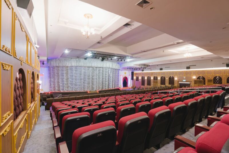 Bangkok: Skip-the-Line Golden Dome Cabaret Show Tickets - Practical Details and Tips