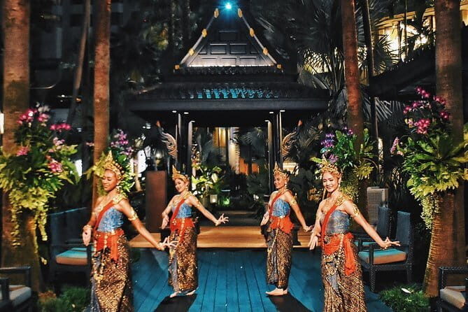 Bangkok Sky Buffet at Baiyoke Sky Admission Ticket - Who Will Love This Experience?
