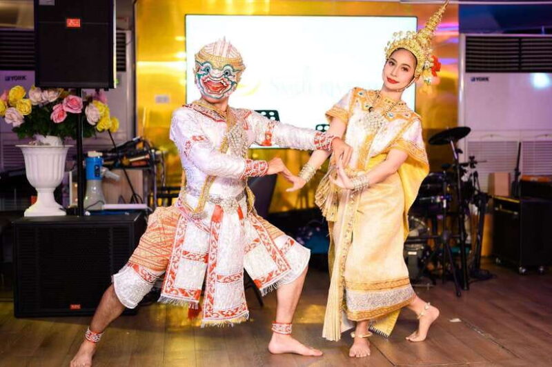 Bangkok: Smile Riverside Dinner Cruise - Who Should Consider This Cruise?