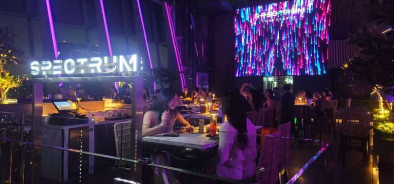 Bangkok: Soi Cowboy, Nana, Soi 11, Rooftops, Clubs & Go Go's - First Stop: Soi Cowboy