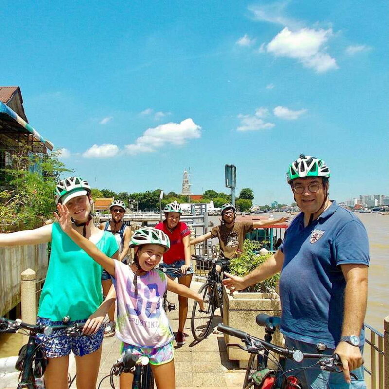 Bangkok: Thai culture and local life guided bike tour - Discover the Charm of Bangkok on a Guided Bike Tour