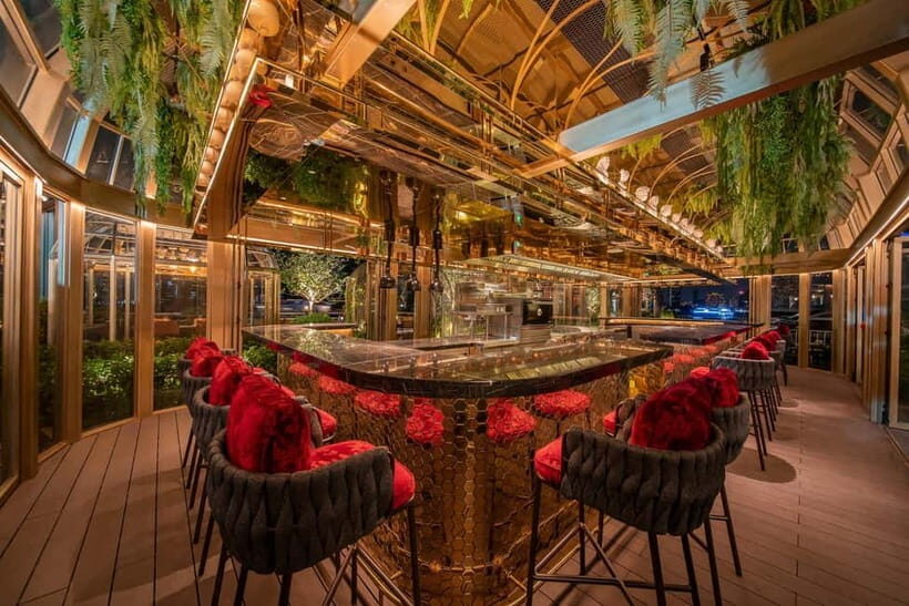 Bangkok : The Crystal Grill House at Asiatique F&B - Authentic Feedback and Real Experiences