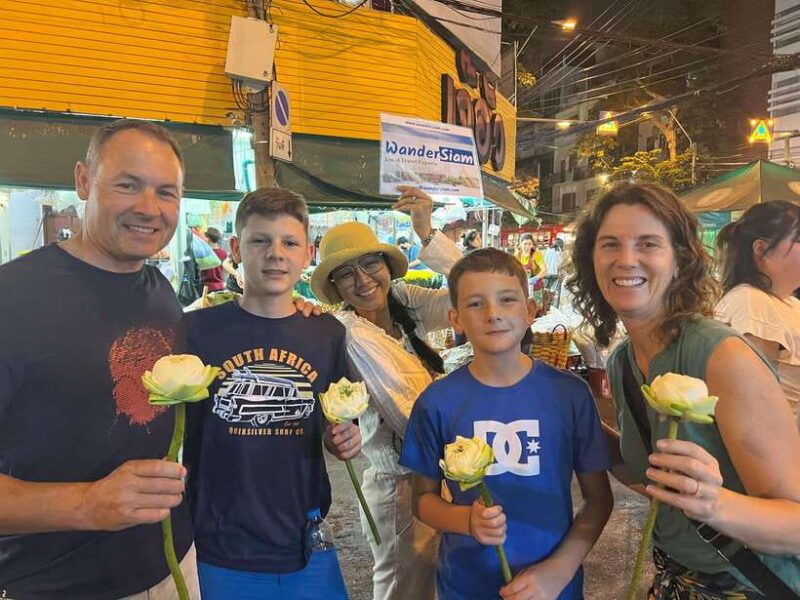 Bangkok Tuk-Tuk by Night with Chinatown Street Food Meal - Practical Tips for Travelers