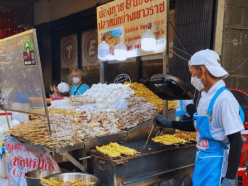 Bangkok: Wat Phra Kaew, Wat Arun, and Chinatown Tour - A Well-Rounded Bangkok Experience: Temples and Chinatown