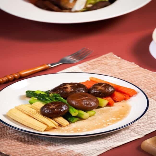 Bangkok: Whale Klang Krung by Na Klongwan F&B Packages - Who should consider this experience?