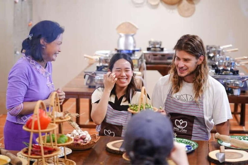 Bangkok: White Lotus Thai Cooking Class with Market Tour - Introducing the White Lotus Thai Cooking Class with Market Tour in Bangkok