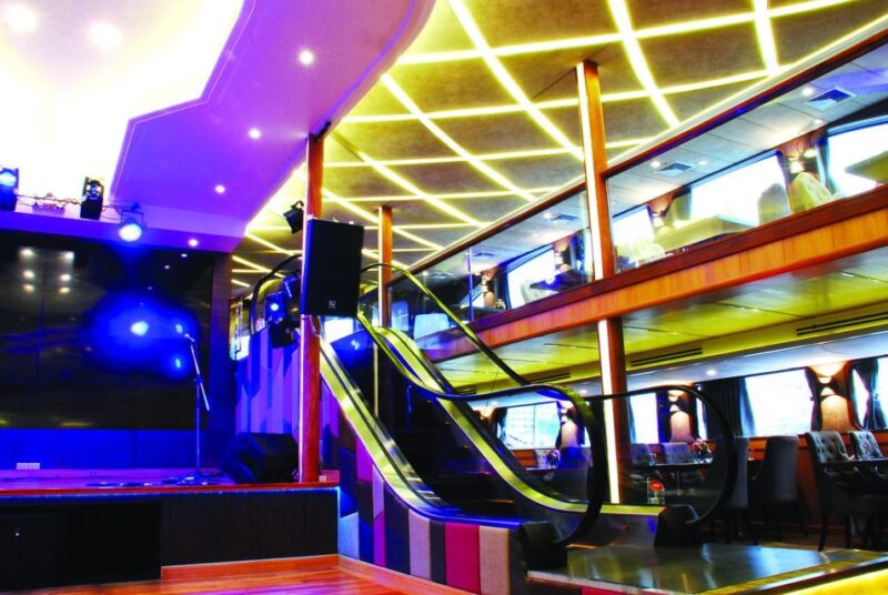 Bangkok: Wonderful Pearl Dinner Cruise at River City Pier - Practical Tips for Travelers