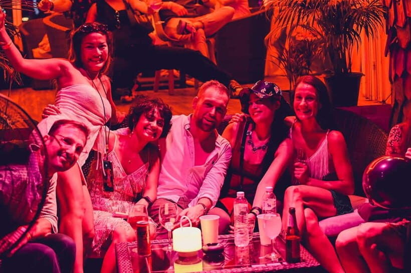 Bangkok's Best Party Boat - Key Points