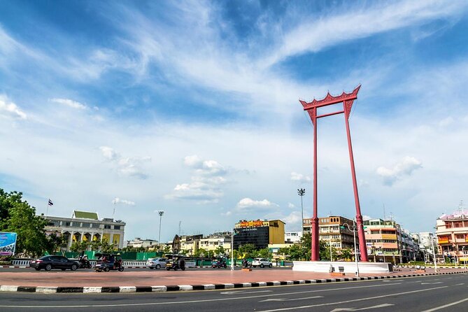 Bangkoks Hidden Treasures Walking Tour - Discovering Bangkoks Hidden Gems: A Walk Through the City’s Quiet Corners