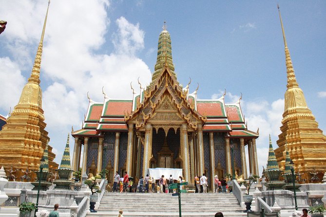 Bangkoks Royal Realms of the Chakri Dynasty - Grand Palace - The Realities of the Experience