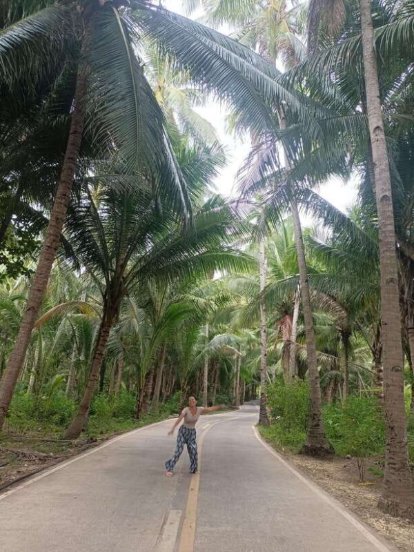 BANTAYAN ISLAND TOUR PACKAGE: LAND AND ISLAND HOPPING - Authenticity, Guides, and Overall Experience