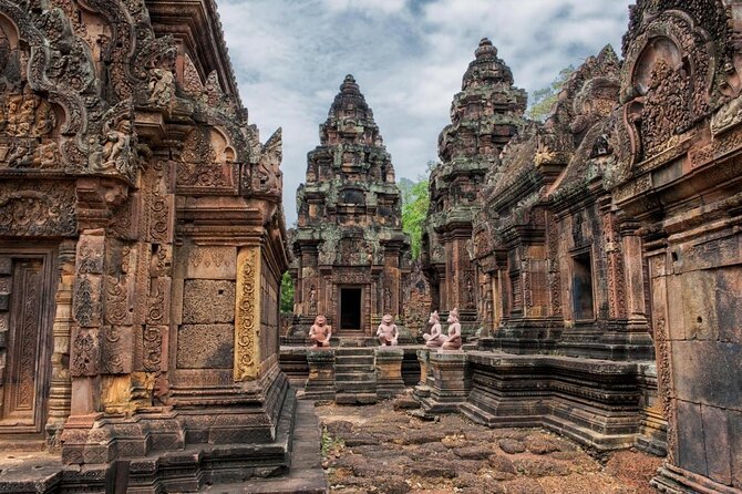 Banteay Srei and Grand Circuit Heritage Tour from Siem Reap - Key Points