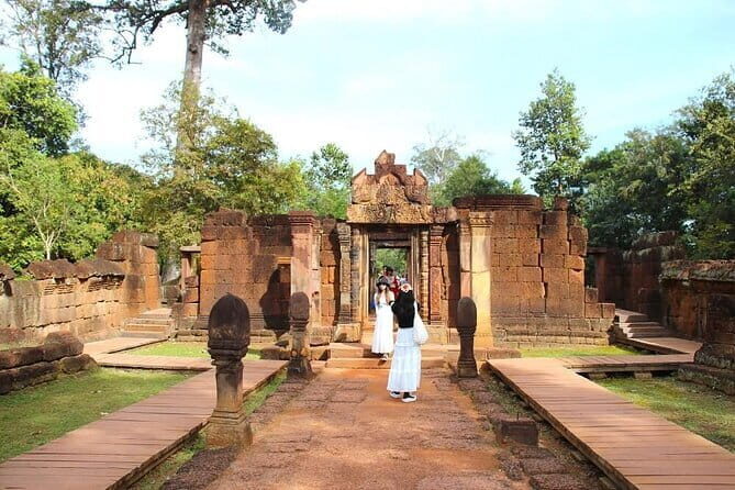 Banteay Srei Secrets Private Tour Include Kbas Spean - The Itinerary Breakdown