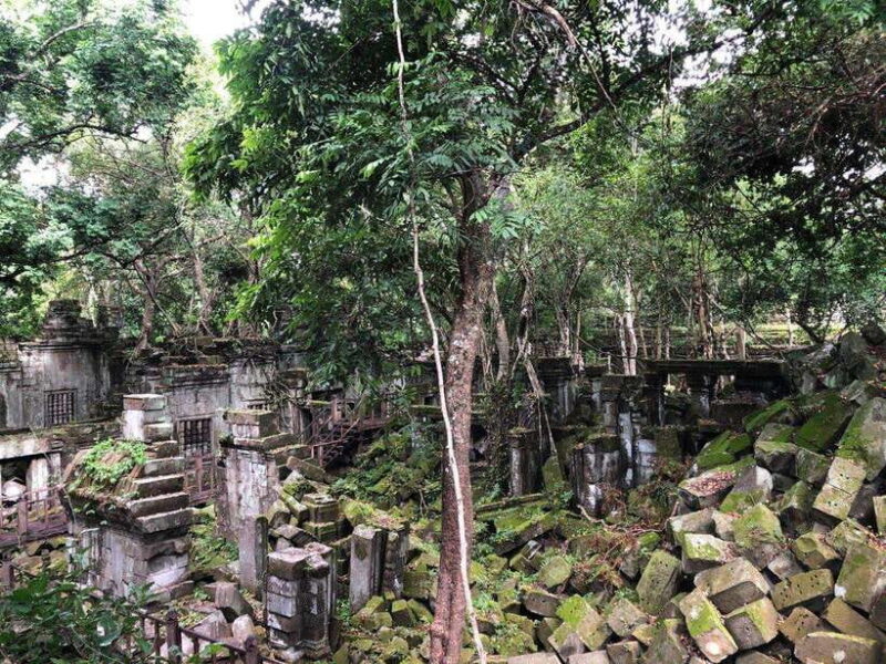 Banteay Srey, Beng Mealea, Kompong Phluk with Spanish Guide - Practical Tips for Travelers