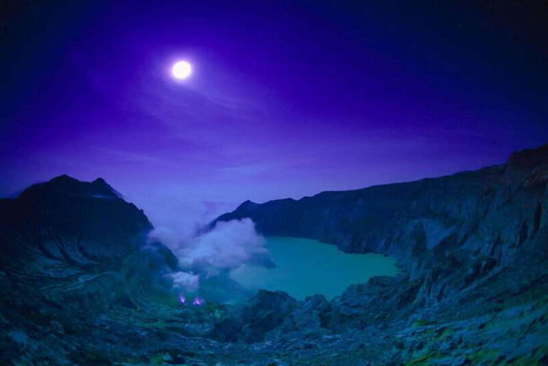 Banyuwangi/Bali: Mt Ijen Sunrise & Blue Flame in Guided Tour - Key Facts at a Glance