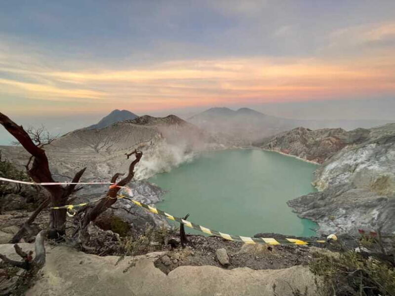 Banyuwangi : explore to ijen bluefire + Bromo sunrise - Value for Money
