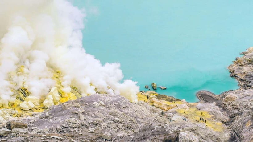 Banyuwangi: Ijen Blue Fire and Bromo Sunrise 2-Day Tour - Bromo: Sunrise and Volcano Exploration