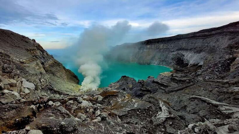 Banyuwangi : Mt Ijen with Local guide and Transfer Service - Key Points