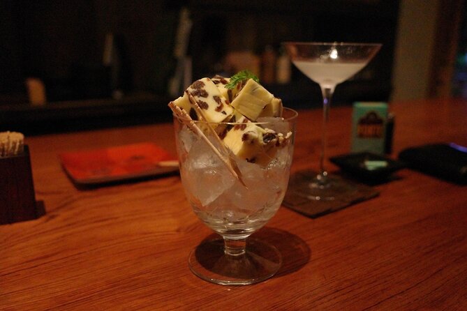 Bar and Izakaya Nighttime Foodie Tour in Kyoto - Food and Beverage Expenses