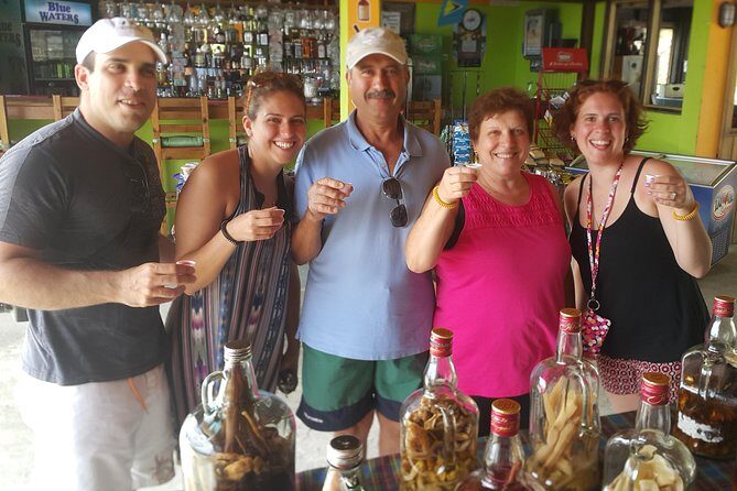 Bar & Food Hopping in St. Lucia - The Food and Drink Stops: What to Expect