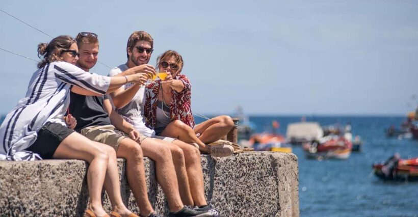 Bar hopping Tour & Poncha Workshop - Funchal - How the Experience Feels in Practice