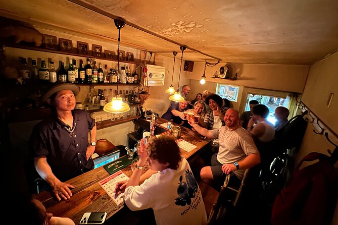 Bar Hopping Tour With Shingo in Shinjuku - Building Connections With the Local Guide
