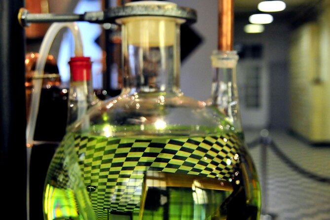 Bar of Fragrances Grasse - A Glimpse Into Molinard Perfume Factorys Rich History