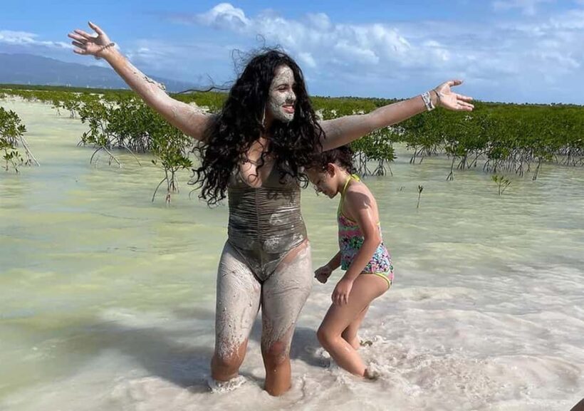 Barahona: Laguna de Oviedo & Bahía de las Águilas Tour - Key Points