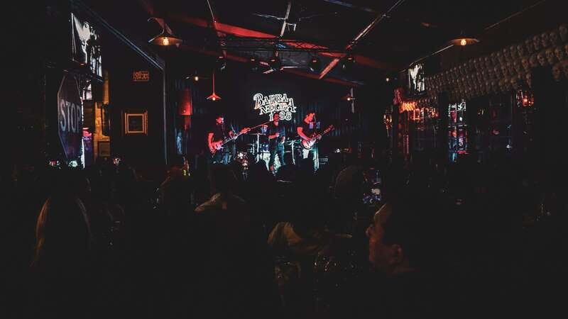 Barba Negra Bar with Live Rock Music Show! - Key Points