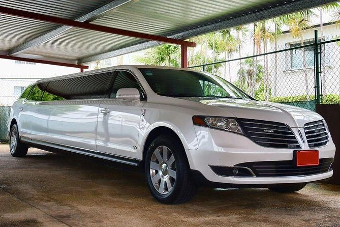 Barbados Luxury Airport Transfer Limousine Up To 10 Passengers - Key Points