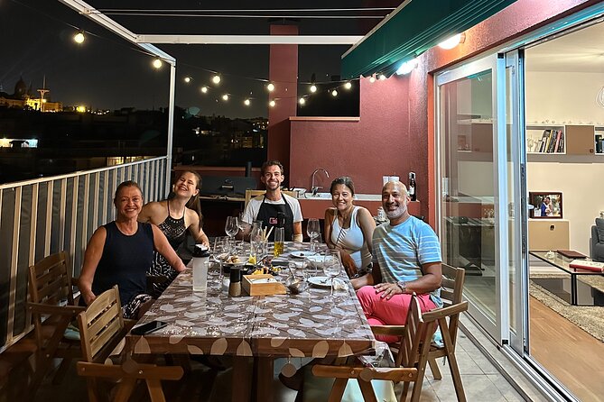 Barbecue in a Penthouse in the Center of Barcelona With a Chef - Arriving at the Meeting Point