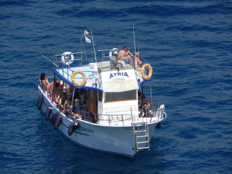 Barca privata Ponza - Discovering the Islands of Ponza and Palmarola
