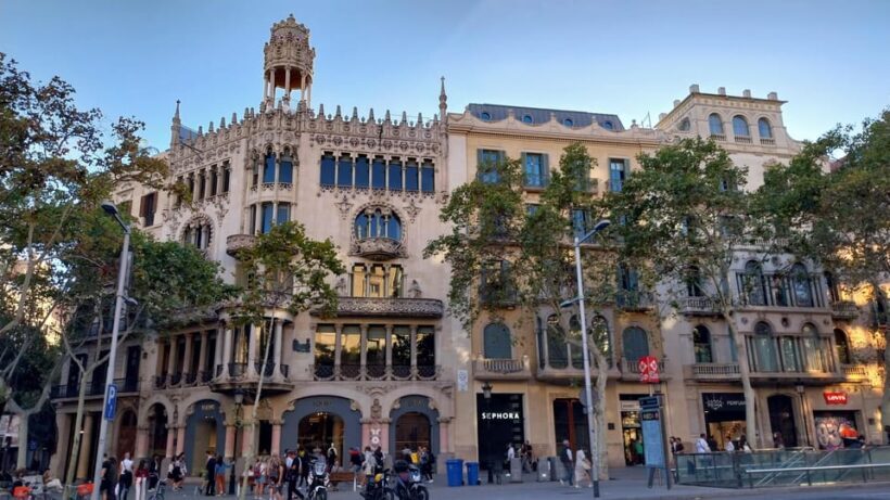 Barcelona 101 Walking Tour: All Highlights in One Day - Final Word