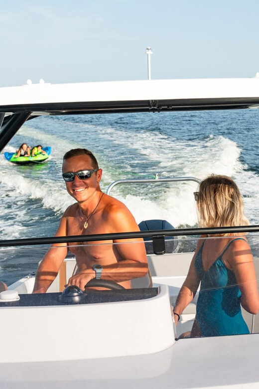 Barcelona: 4-hours Private Tour on a Motorboat - Discover Barcelona from the Water: A Detailed Look